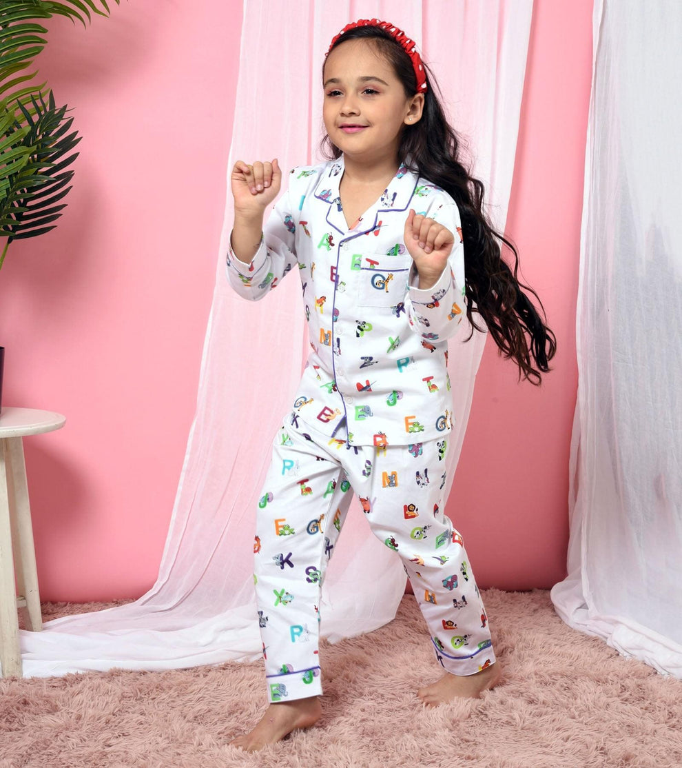 ABC White Printed Girls Nightsuit Set - KOOCHI POOCHI – koochi Poochi